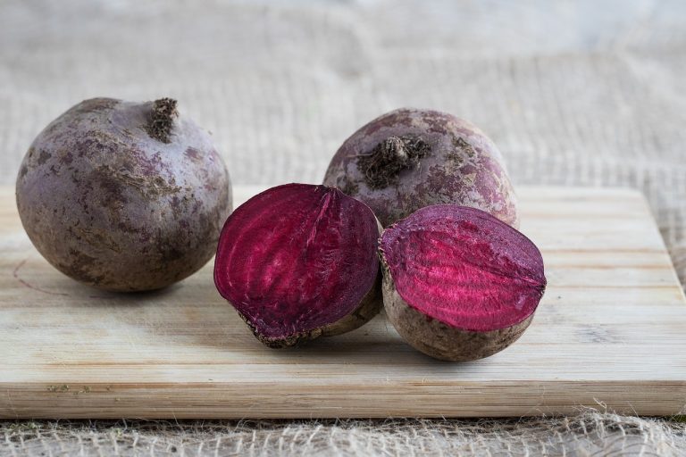 Beetroot Capsules Vs. Juice - Charas Scientific